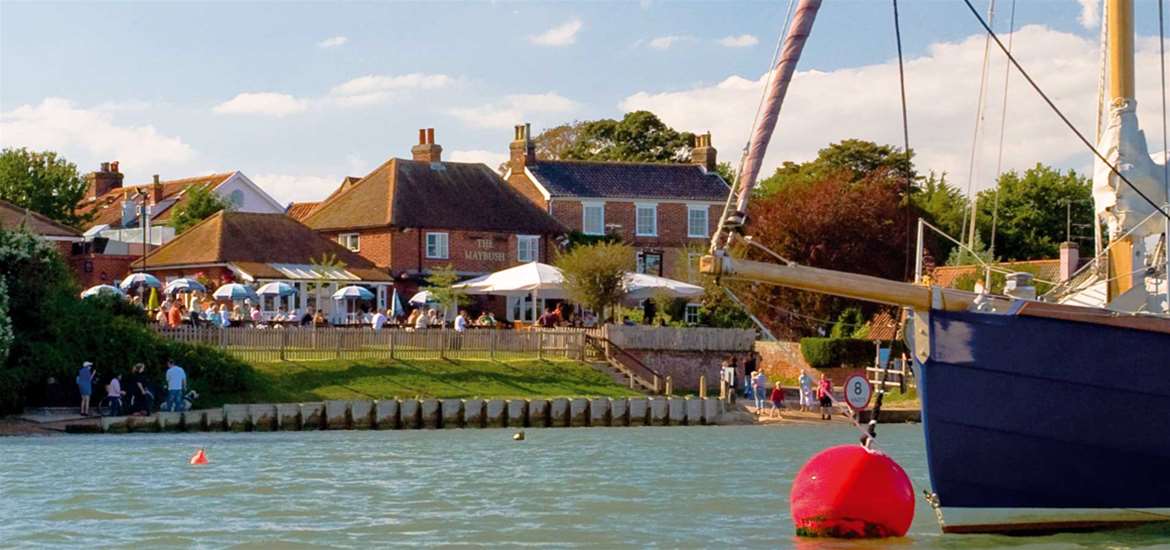 The Maybush - Where to eat - Waldringfield, Suffolk