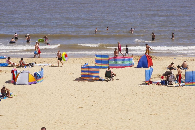 Guide to Lowestoft Town - be first to see the sunrise