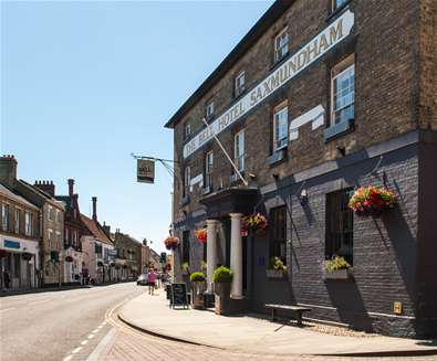 Guide to Saxmundham - a charming Suffolk market town