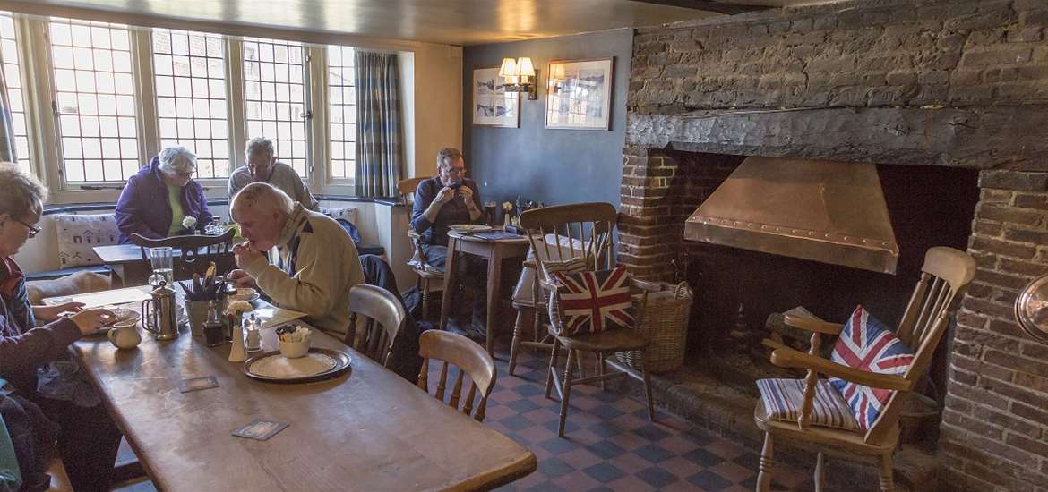 The Bell Inn - Where to Eat - Walberswick, Suffolk