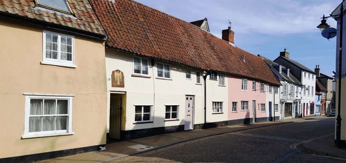 Guide to Saxmundham - a charming Suffolk market town